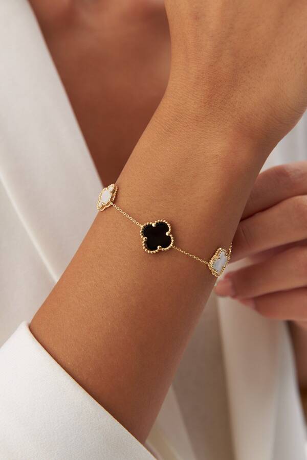 Siyah Beyaz Üçlü Yonca Bileklik Modern Tarz Bileklikler YAVUZ KUYUMCULUK