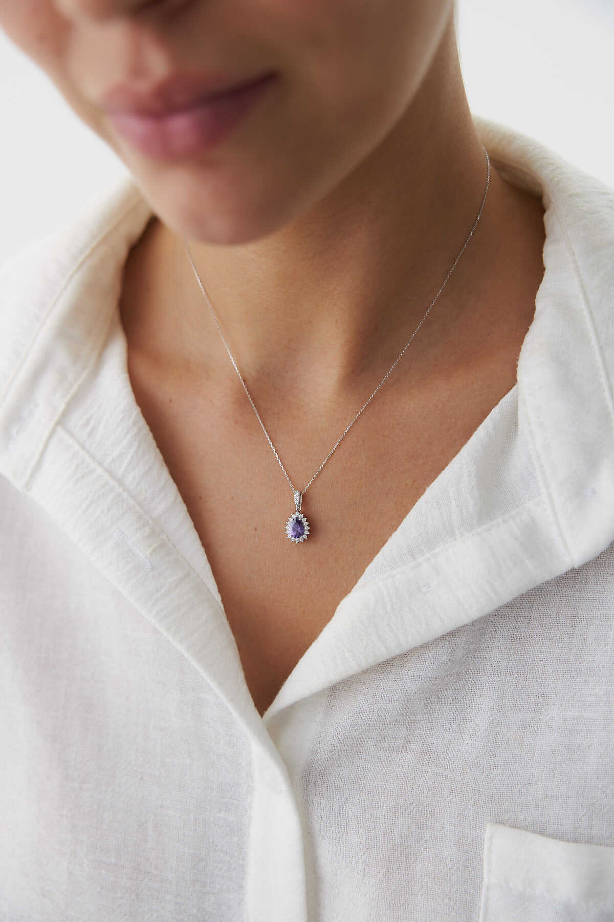 Yavuz Kuyumculuk - Beyaz Altın Damla Taşlı Kolye